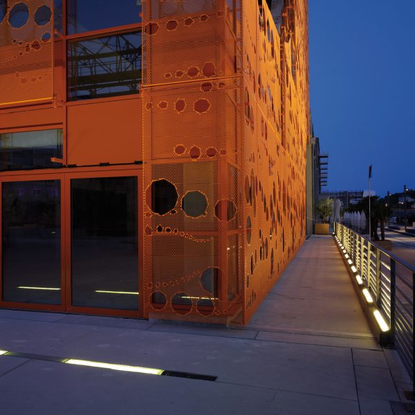 Le Cube Orange – Confluence, Lyon, France - Switch Made Group